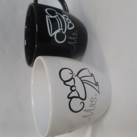 Disney | Dining | Disney Mr And Mrs Mickey Minnie Mouse Ears 2 Mug Set ...